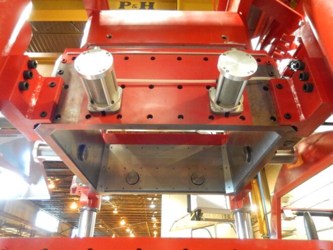 Hunter Matchplate Molding Machines - Foundry Equipment