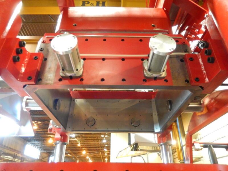 Hunter Matchplate Molding Machines - Foundry Equipment